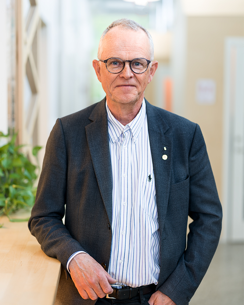 Om SLU Holding - SLU Holding